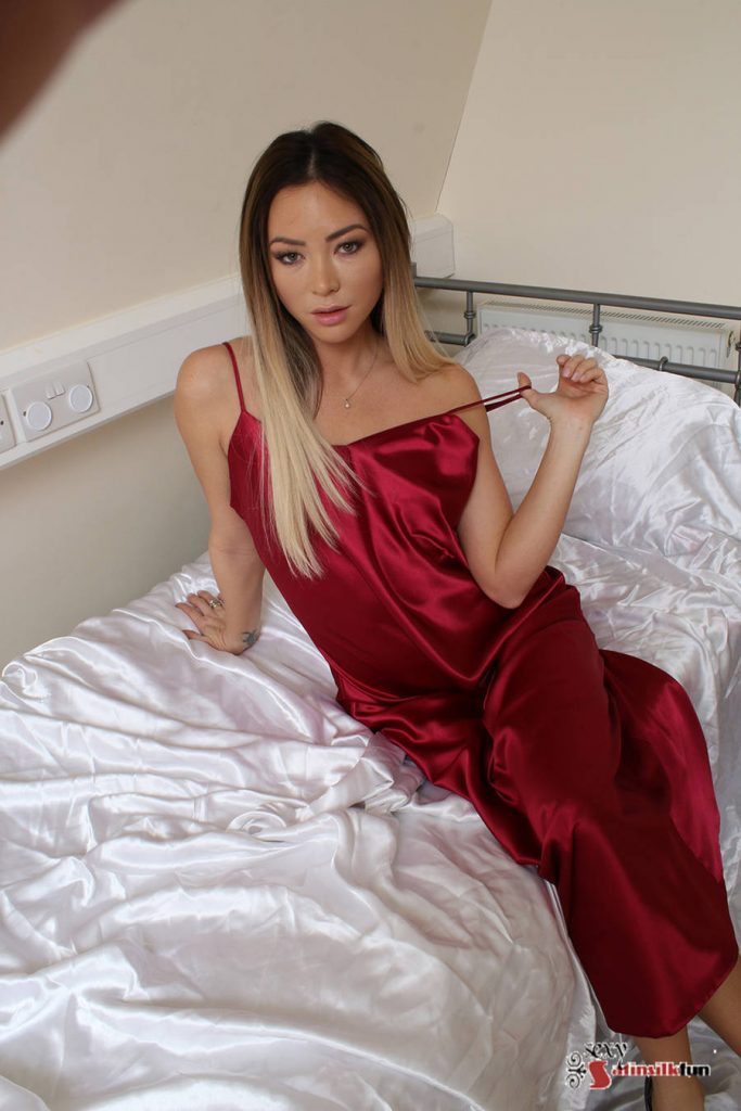 Sexy Satin Silk Fun March 2019 Updates