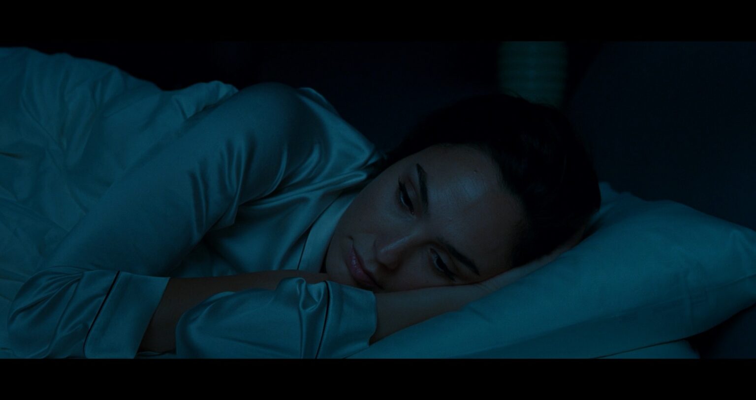 Wonder Woman 1984 Screencaps - Satiny