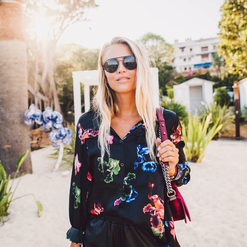 Janni Delér Instagram 2 - Satiny.org